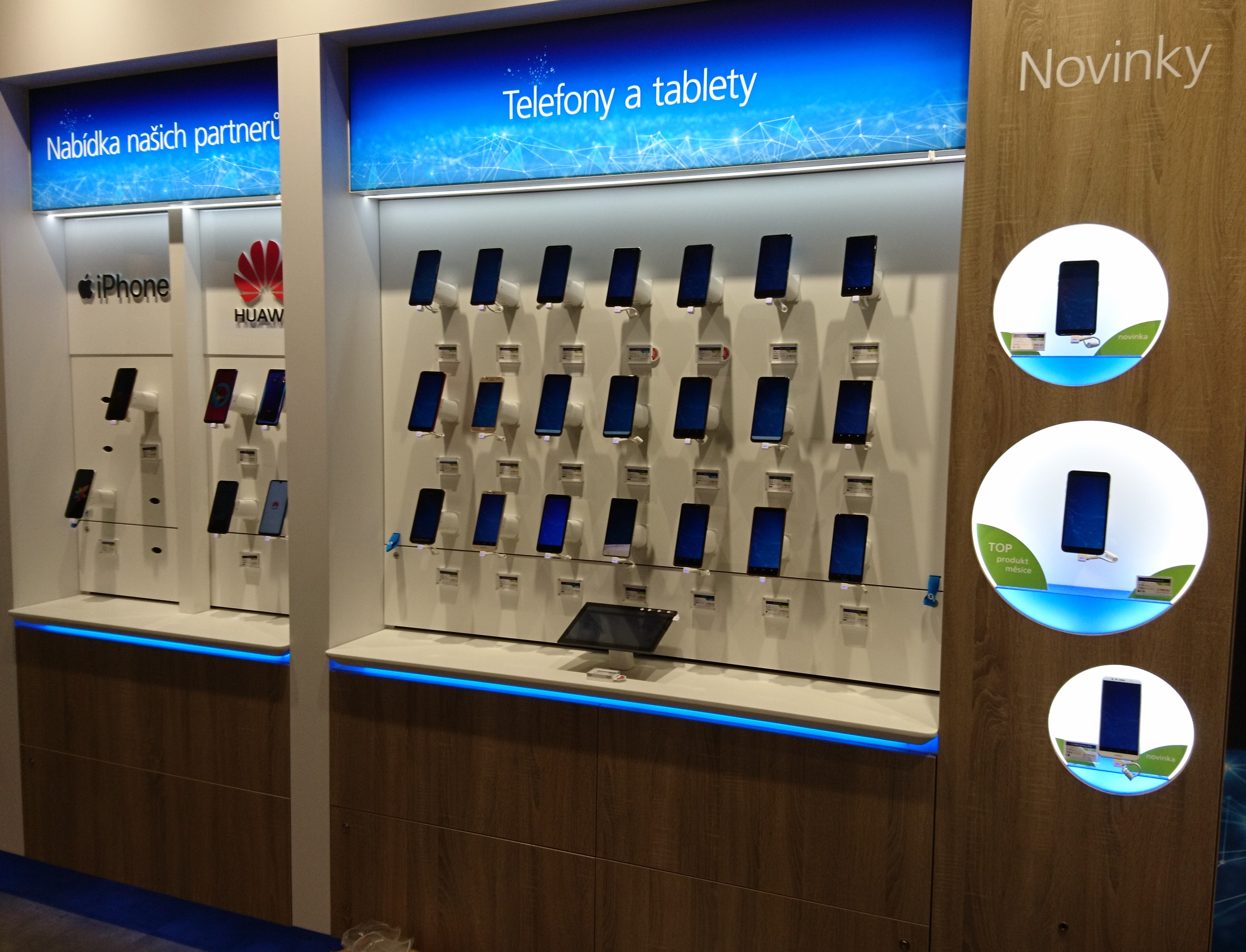 Zabezpečení mobilů a tabletů v prodejnách mobilního operátora O2 ...